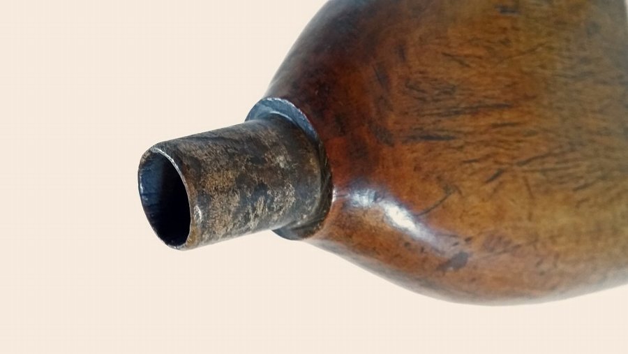 Antique 18th Century Powder Flask | ANTIQUES.CO.UK