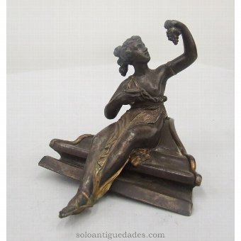 Antique Eno goddess sculpture | ANTIQUES.CO.UK