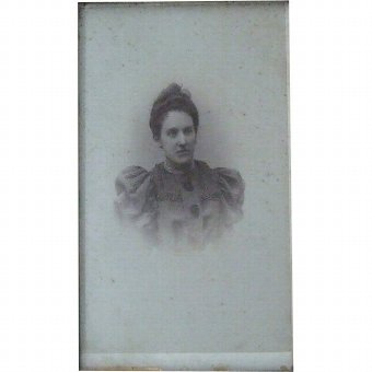Antique Female Figure Photography | ANTIQUES.CO.UK