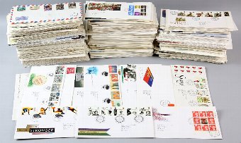 Antique Coffee table signed Georges Mathias | ANTIQUES.CO.UK