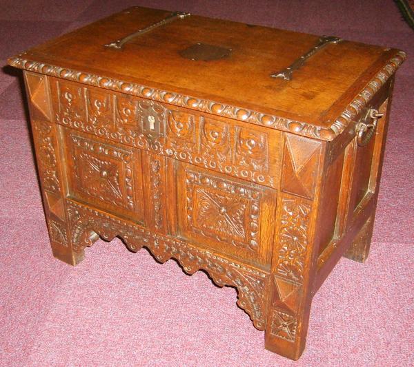 Antique Dispatch-box | ANTIQUES.CO.UK