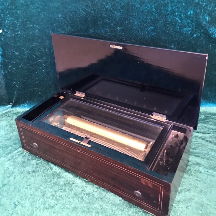 Antique Victorian Music Box Circa 1875 2 | ANTIQUES.CO.UK